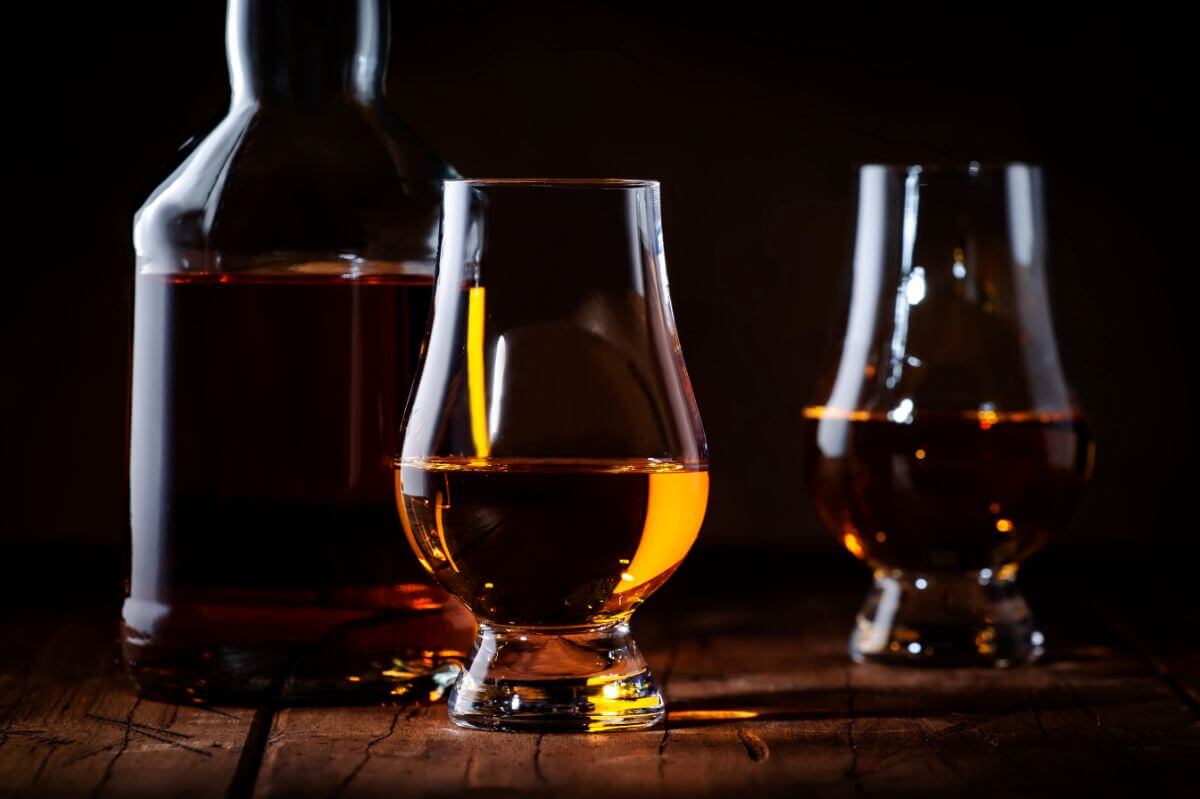 7 After-Dinner Drinks for the Perfect Nightcap – Ralph's Wines and Spirits